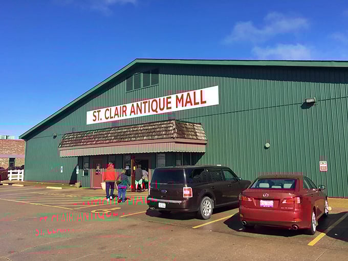 st. clair antiques mall 1