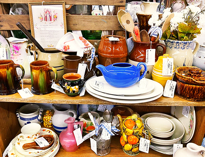 st. clair antiques mall 3