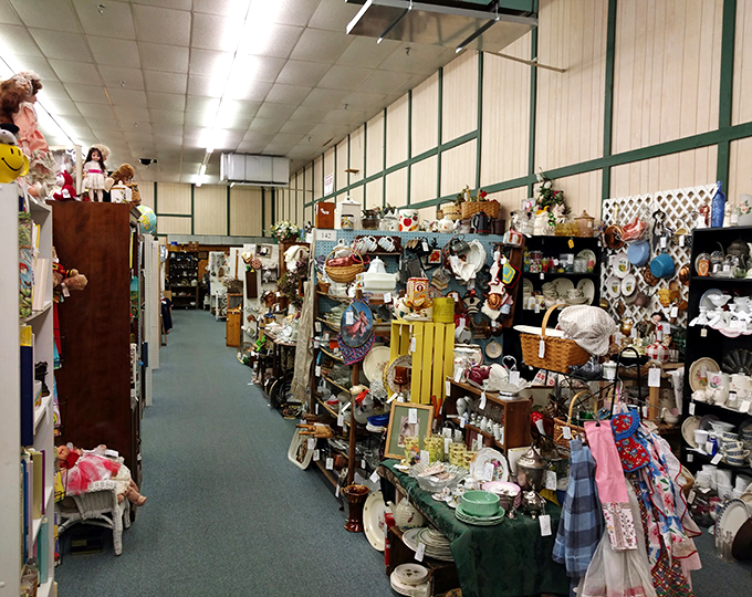 st. clair antiques mall 8