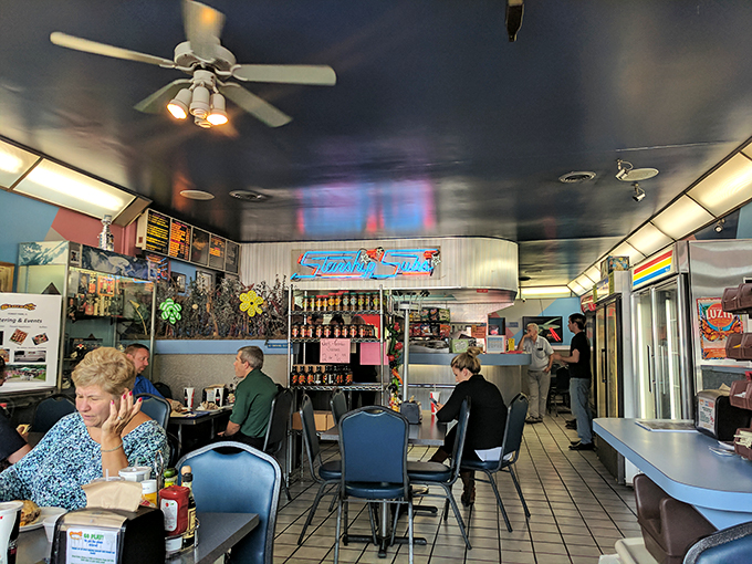 starship restaurant and catering 8