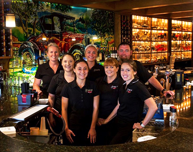 stonehouse restaurant & lounge 7