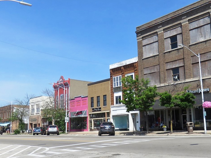 stonehouse restaurant & lounge 8