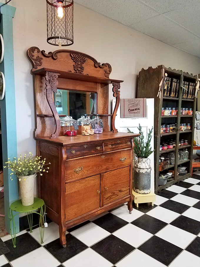 the antique company 3