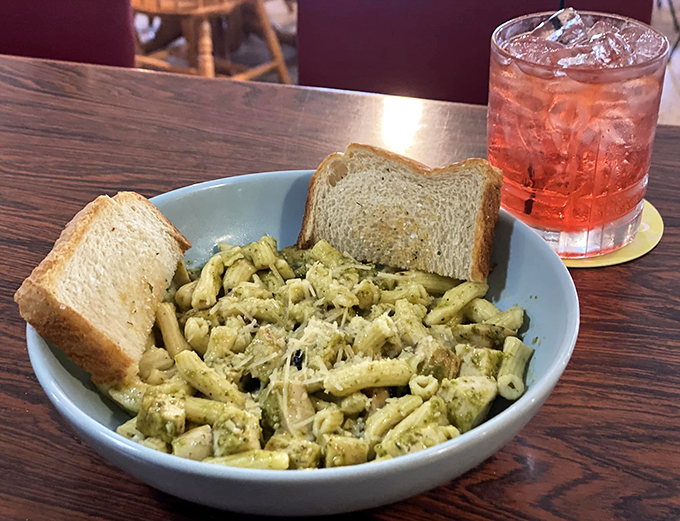 the farmhouse restaurant 6