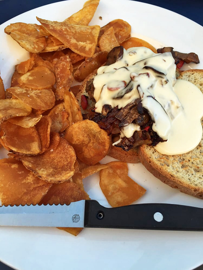 the good life cafe 4