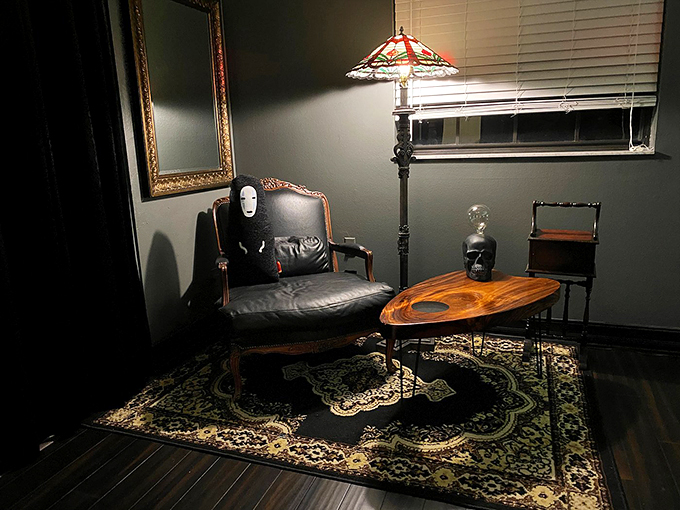 the phantom history house 6