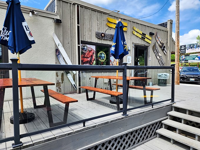 the pickled loon saloon 1