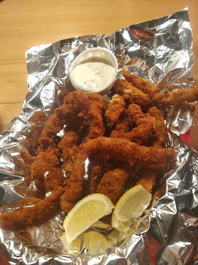 the pickled loon saloon 4