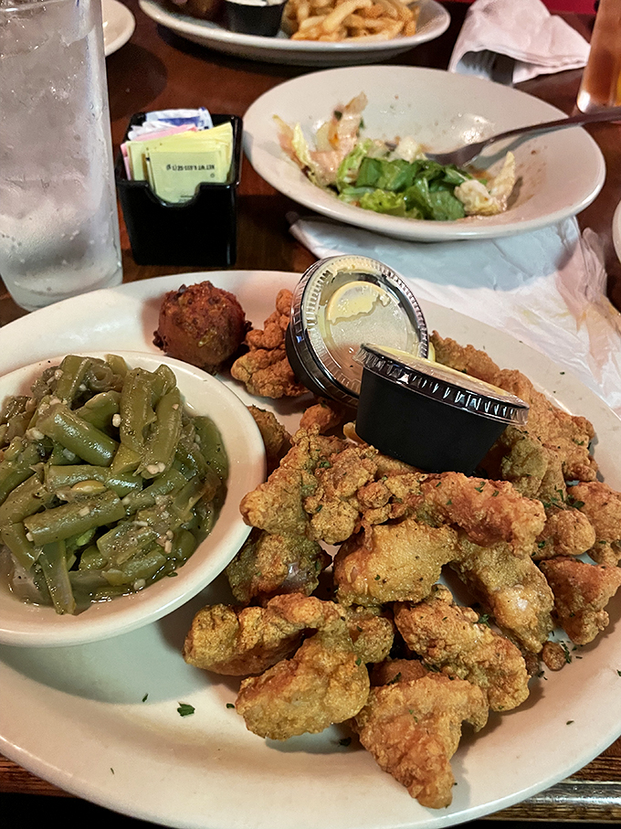 the yearling restaurant 3