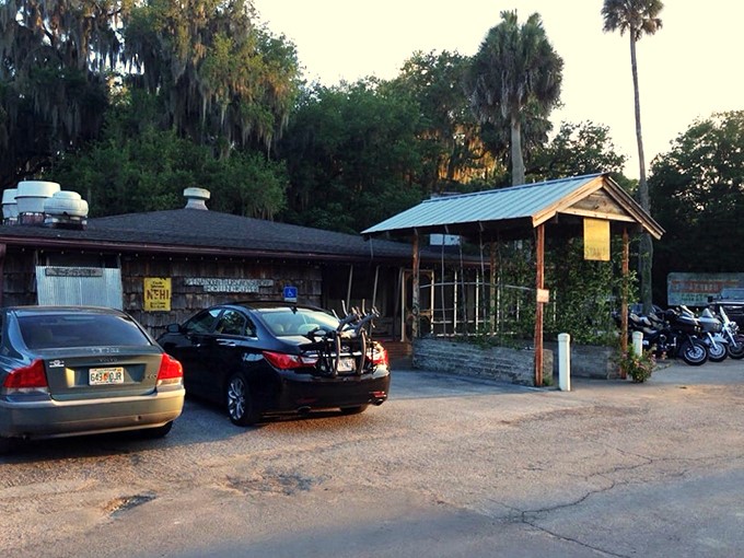 the yearling restaurant 8