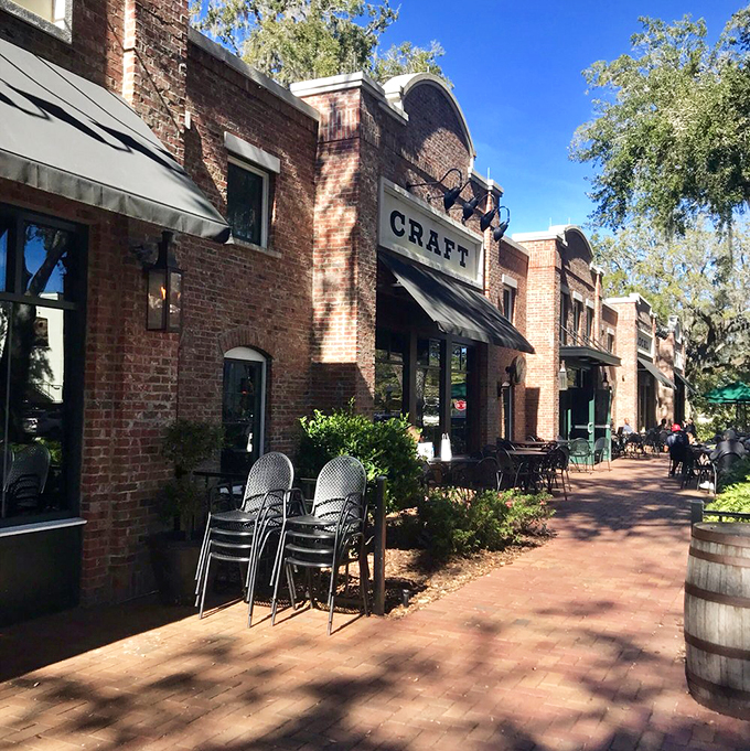 this little piggy at plant street market 8