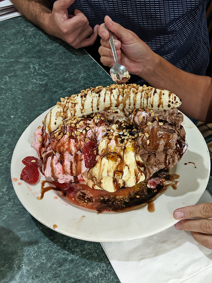 tony's i75 restaurant 6