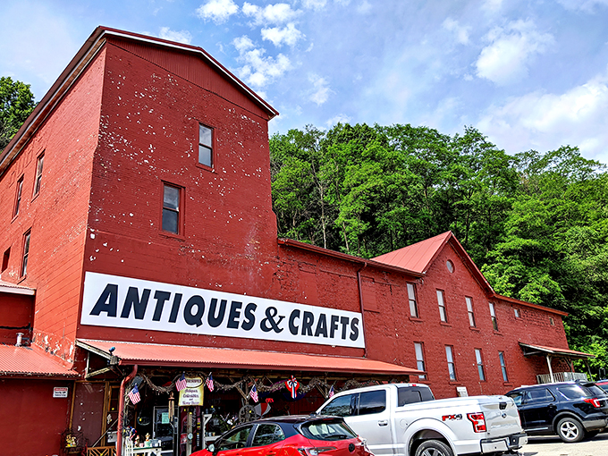 treasures under sugar loaf 1