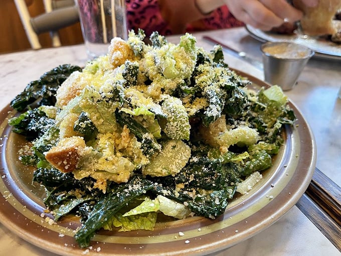 uncle wolfie&rsquo;s breakfast tavern 7