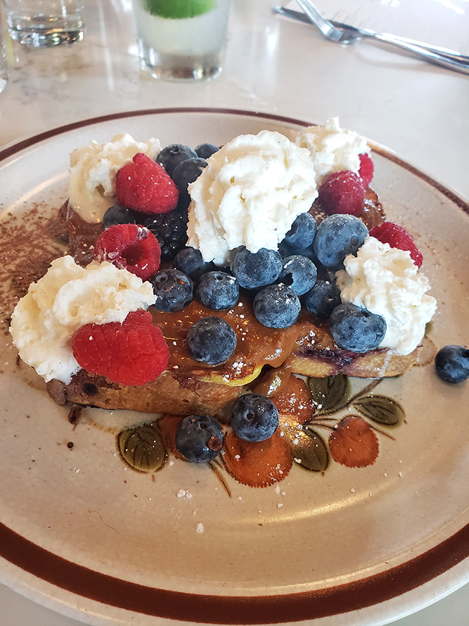 uncle wolfie&rsquo;s breakfast tavern 9