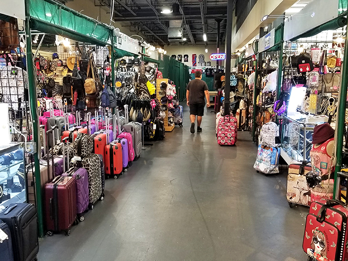 visitors flea market 2