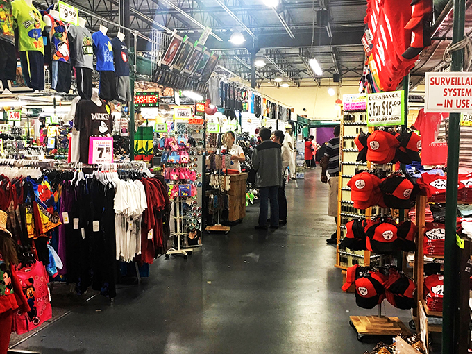 visitors flea market 5