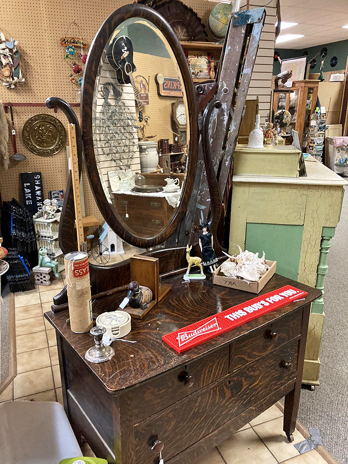 water street vintage 3