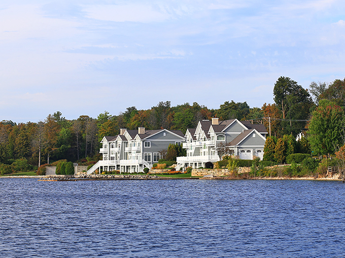 waterfront restaurant 1