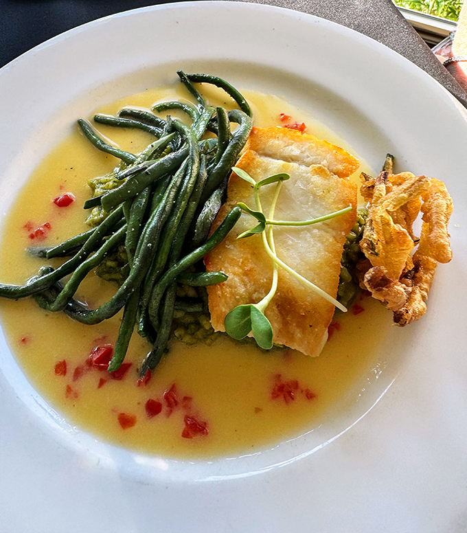 waterfront restaurant 5