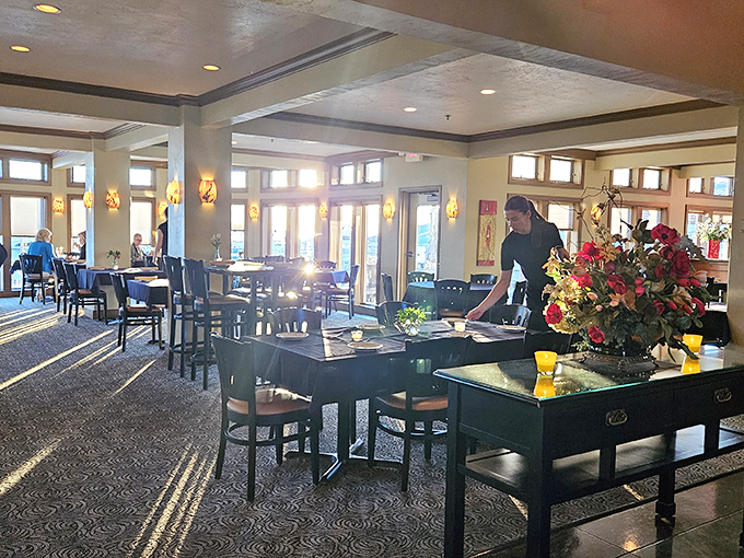 waterfront restaurant 8