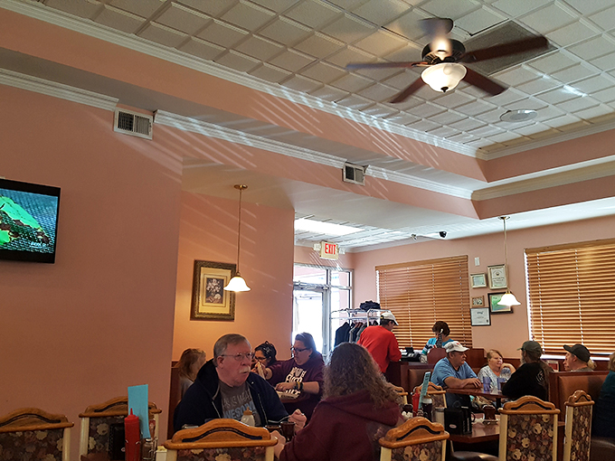 westland family dining 4