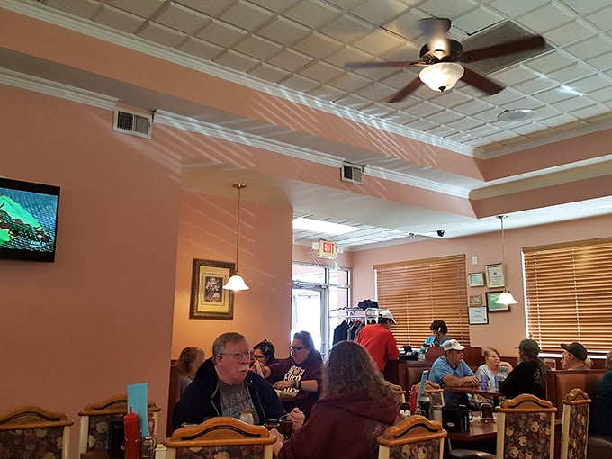 westland family dining 6