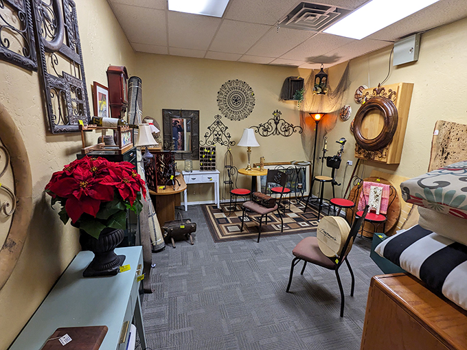 what ever resale mall 7