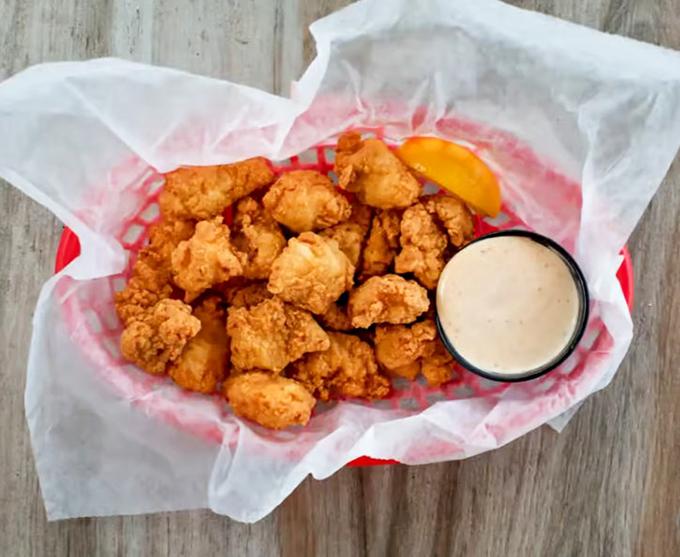 whitey's restaurant & take out 4