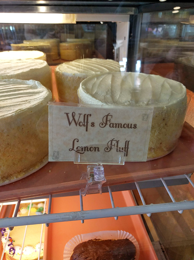 wolf's bakery 3