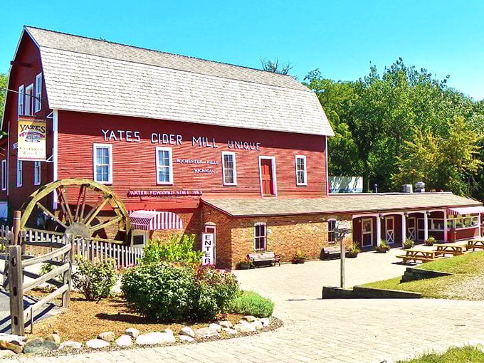 yates cider mill 2