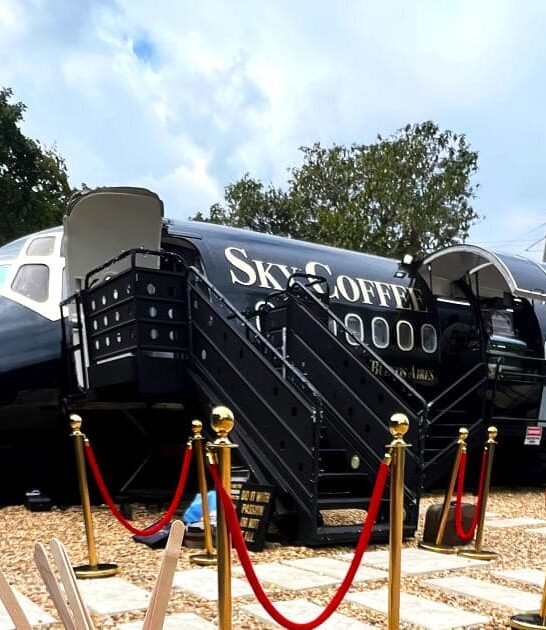 airplane coffee shop florida ftr