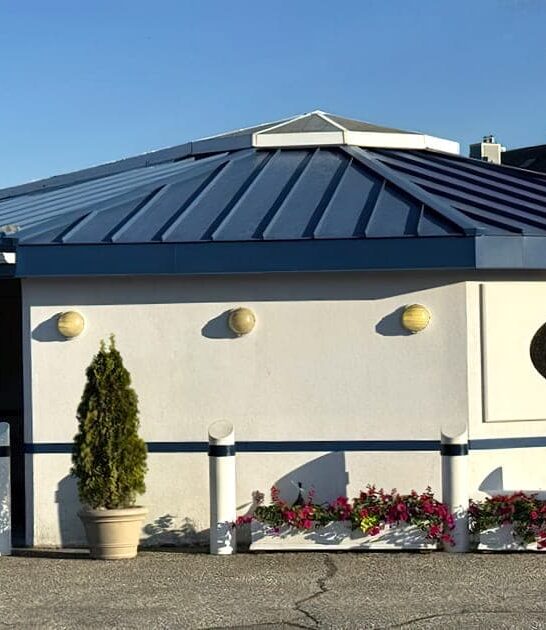 charming restaurant maine ftr