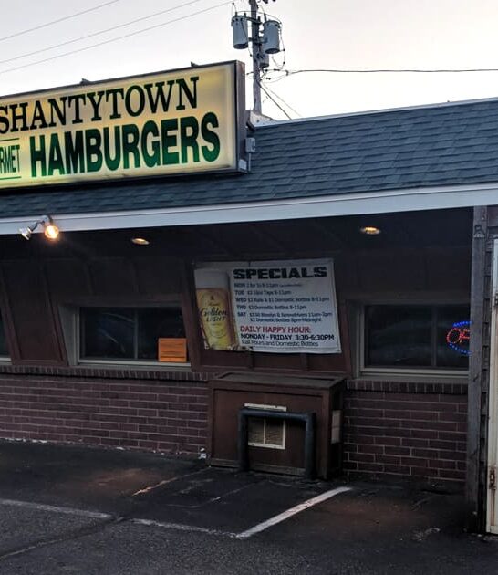 delicious burgers minnesota restaurant ftr