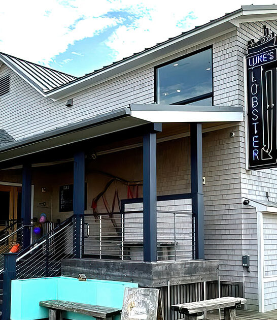 delicious crab roll maine ftr