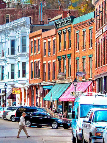 15 Charming Small Towns In Illinois That Will Make You Feel Like You're ...