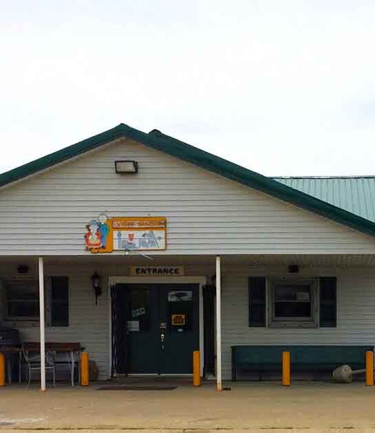 illinois giant antique store ftr