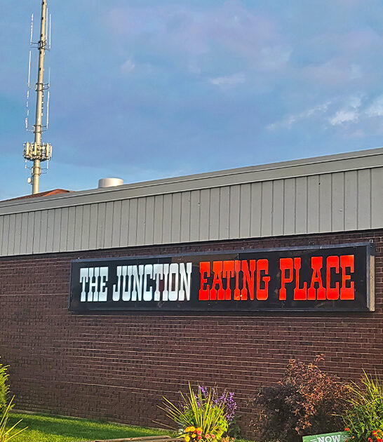 illinois train themed restaurant ftr