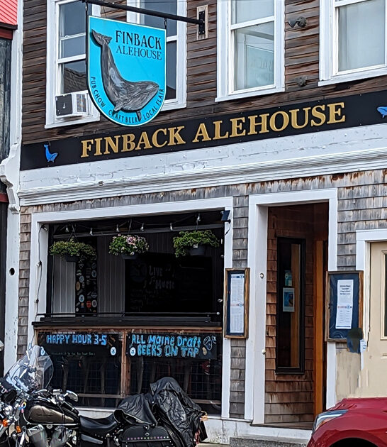 lobster roll maine pub ftr