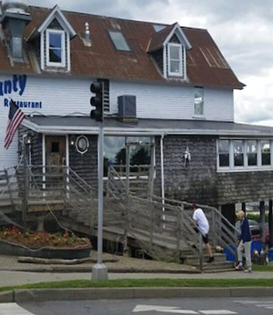 lobster roll vermont restaurant ftr