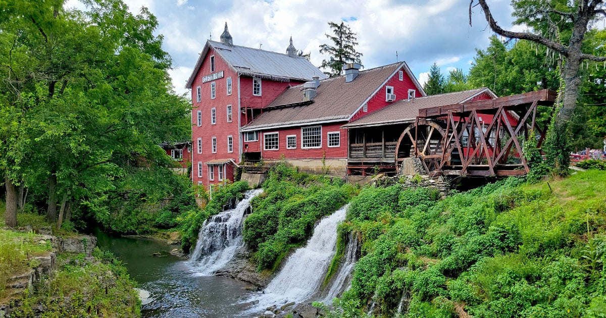 This Historic Mill In Ohio Is So Picturesque, You’ll Think You’re In A ...