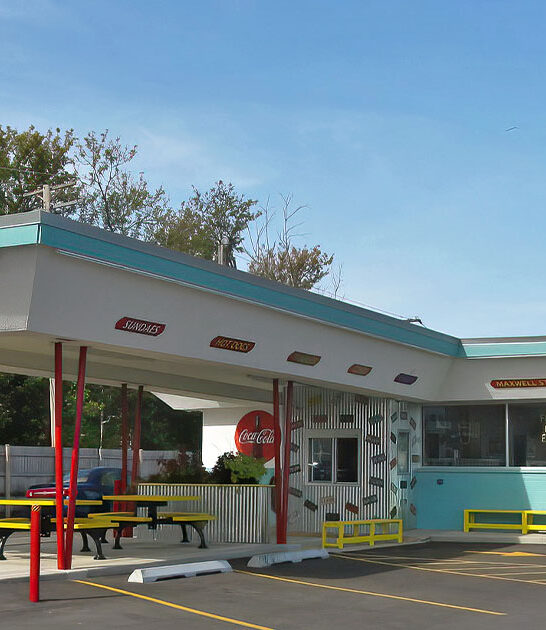 retro hotdog joint illinois ftr