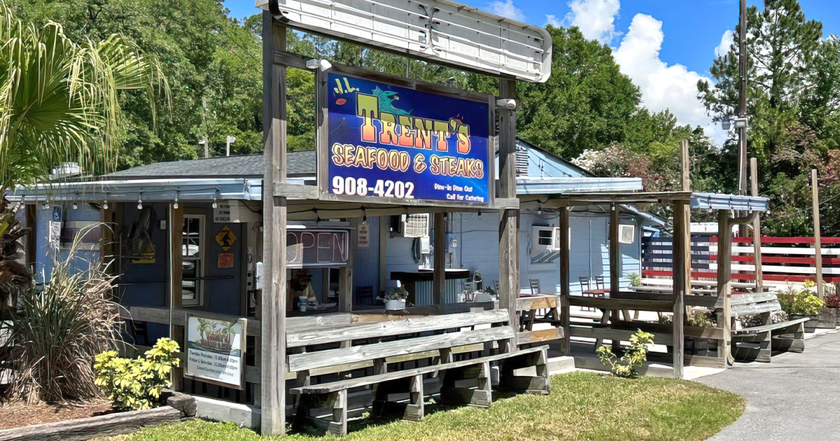 The Tiny Seafood Shack In Florida That Locals Swear Has The Best Shrimp ...