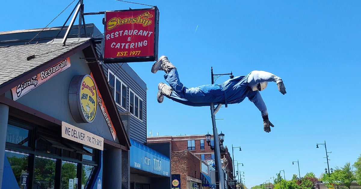 The Quirky Space-Themed Restaurant In Illinois That's Impossible Not To ...