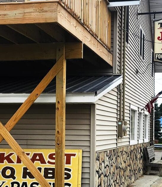 unassuming restaurant pasties michigan ftr