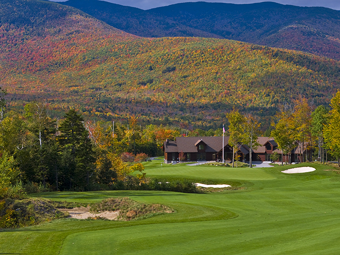 Fore! Where golf meets autumn splendor. Sunday River's course is a masterpiece painted in nature's most vibrant hues, challenging your game and soothing your soul.