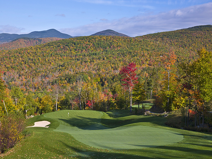 Fore! Where golf meets autumn splendor. Sunday River's course is a masterpiece painted in nature's most vibrant hues, challenging your game and soothing your soul.