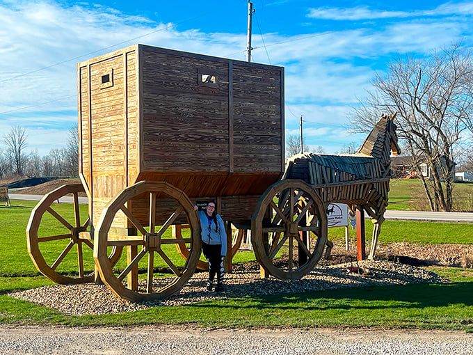 "Honey, I blew up the buggy!" This colossal Amish horse and carriage gives new meaning to the phrase "go big or go home."