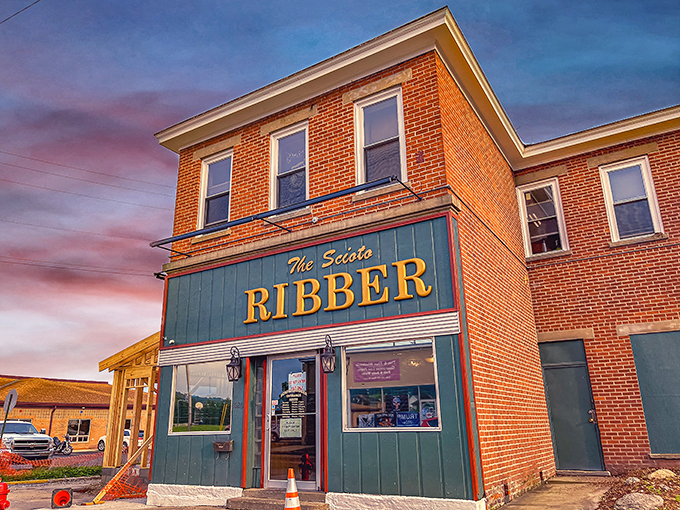 Welcome to flavor town! The Scioto Ribber's unassuming facade hides a world of smoky delights within.