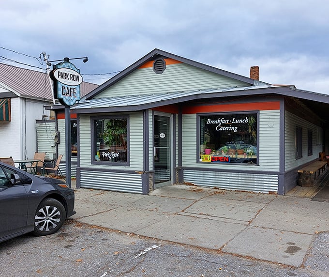 Welcome to breakfast nirvana! Park Row Cafe's charming exterior promises a cozy retreat from the bustling world outside. Step in and prepare for a flavor adventure.